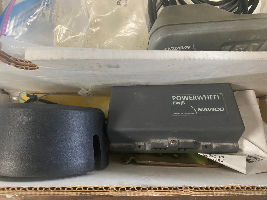 **NEW...NEW PRICE**NAVICO - SIMRAD Powerwheel PWJB Autopilot (WP-5000 ...